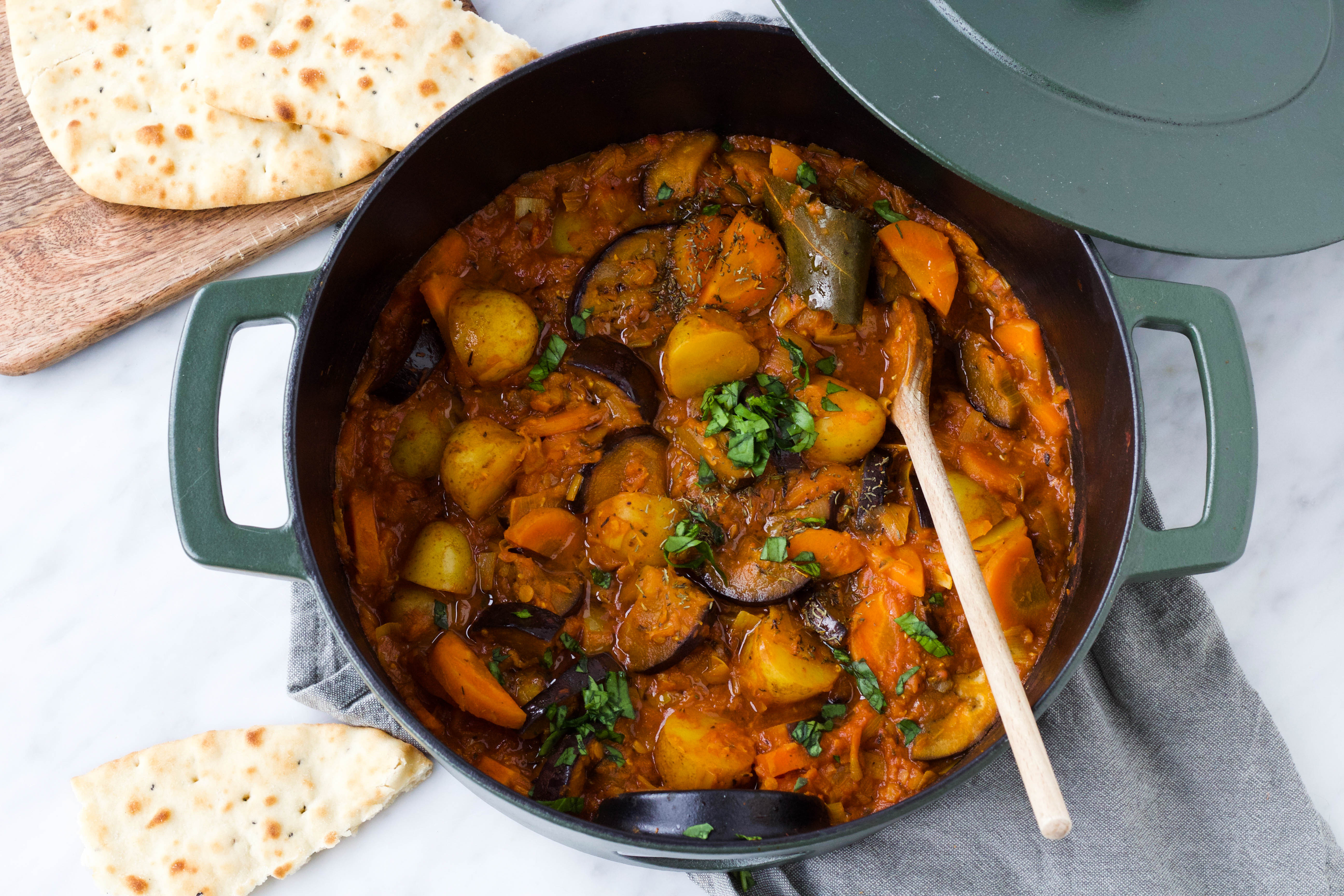 Vegetarische stoof met aardappel, groenten en linzen - Feelgoodbyfood